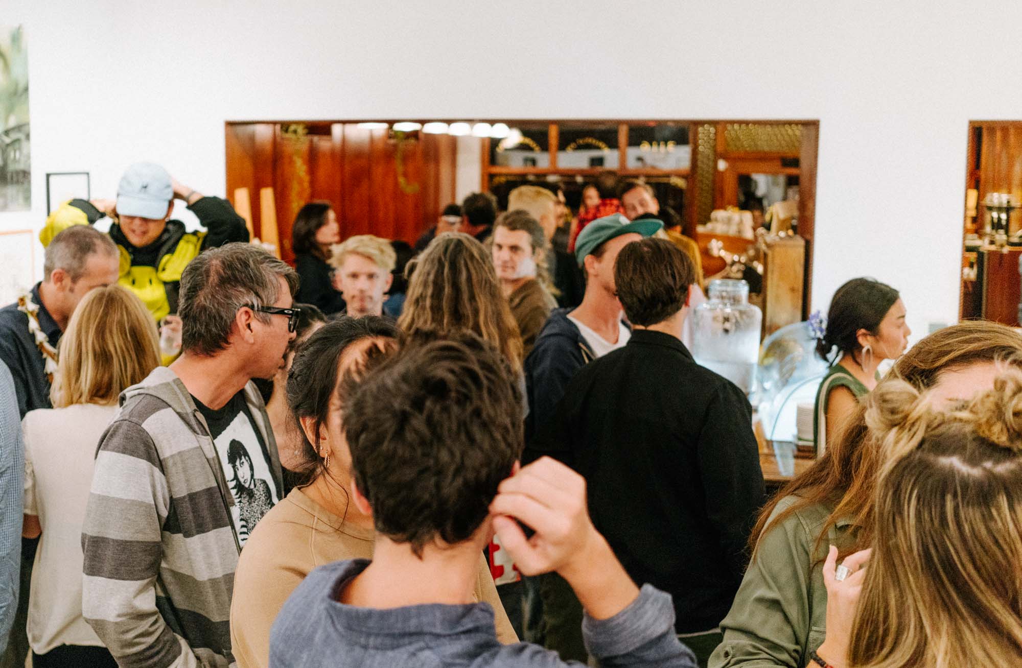 December Gallery – ARS CAFE